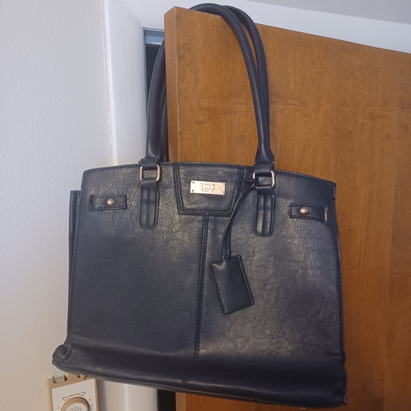 BCBG | Bags | Navy Bcbg Leather Purse | Poshmark